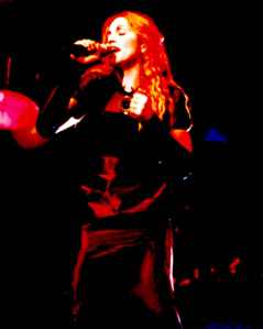 Today in Madonna History: February 14, 1998 « Today In Madonna History