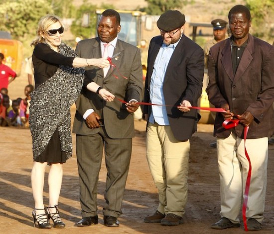Today in Madonna History: October 25, 2009 « Today In Madonna History